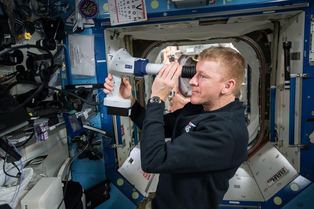 Study into astronaut eye problems - Insight