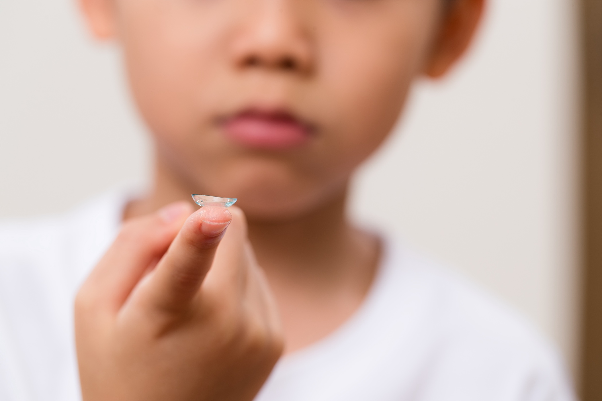 DISC lenses slow myopia progression in children, study finds - Insight