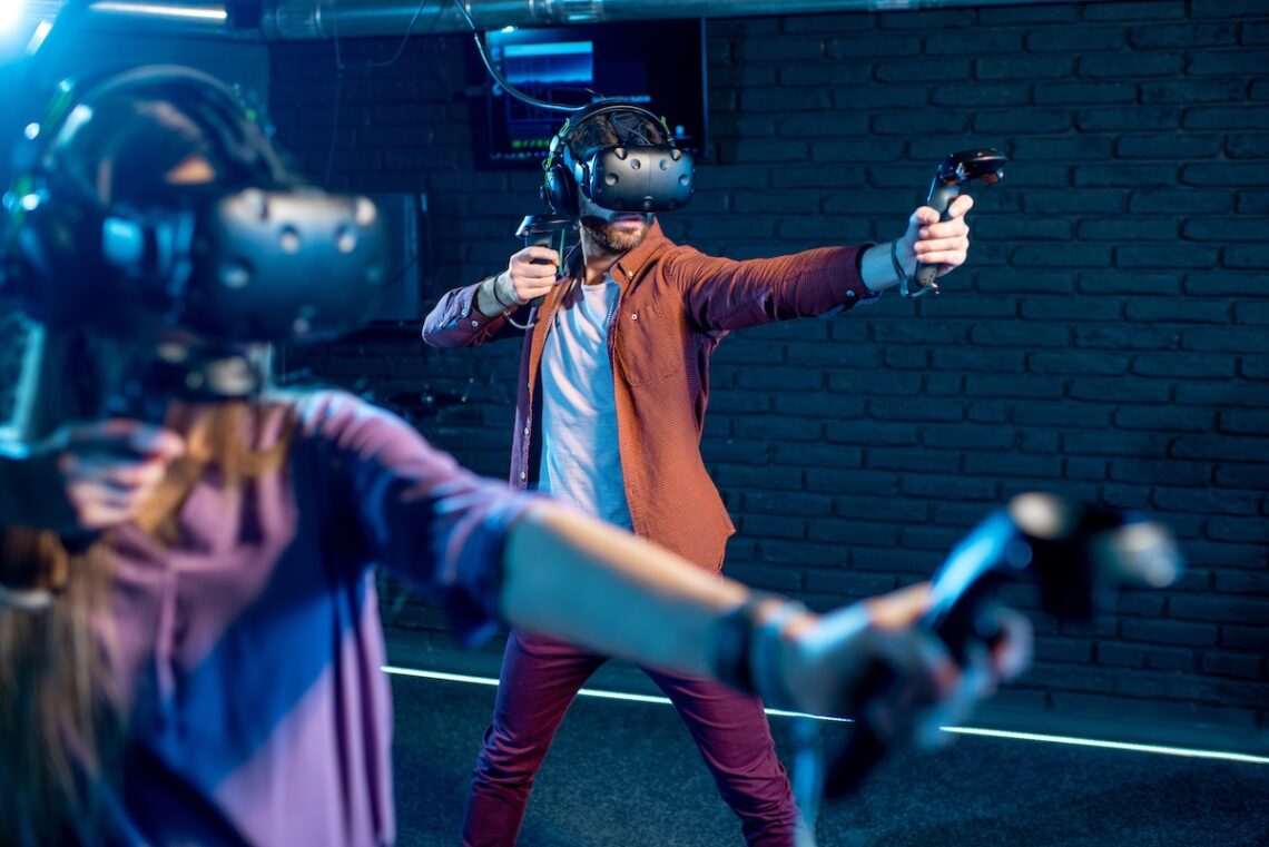 'It's all fun until someone loses an eye' – VR gaming linked to dry eye ...